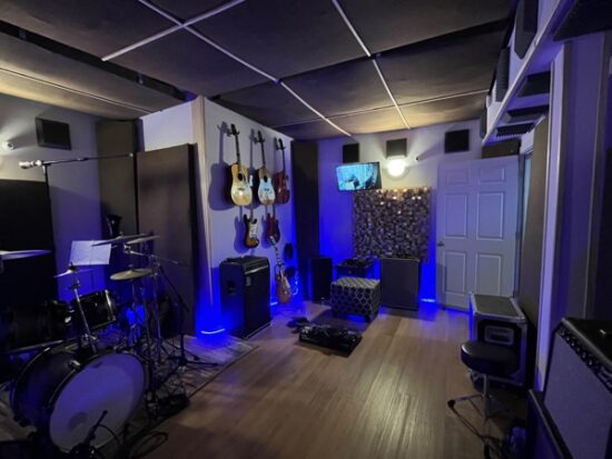 Live Rooms - Lost Lake Recording Studio